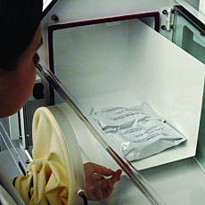 Low Oxygen Glove Box Isolators by Shel Labs