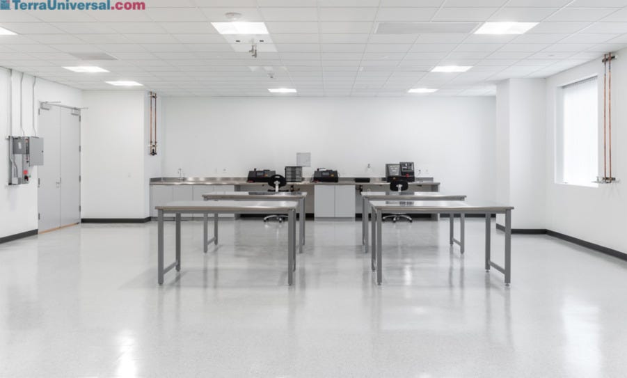 BioSafe Modular Cleanrooms with Wall Panel System | Terra Universal