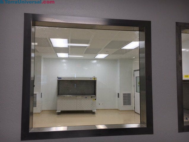 BioSafe Cleanroom Windows