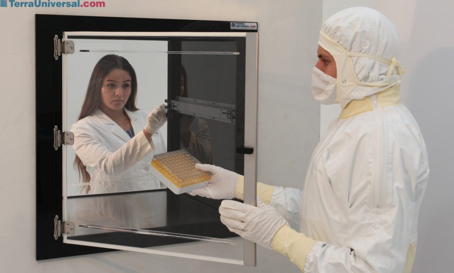 Cleanroom Pass-Through Chambers