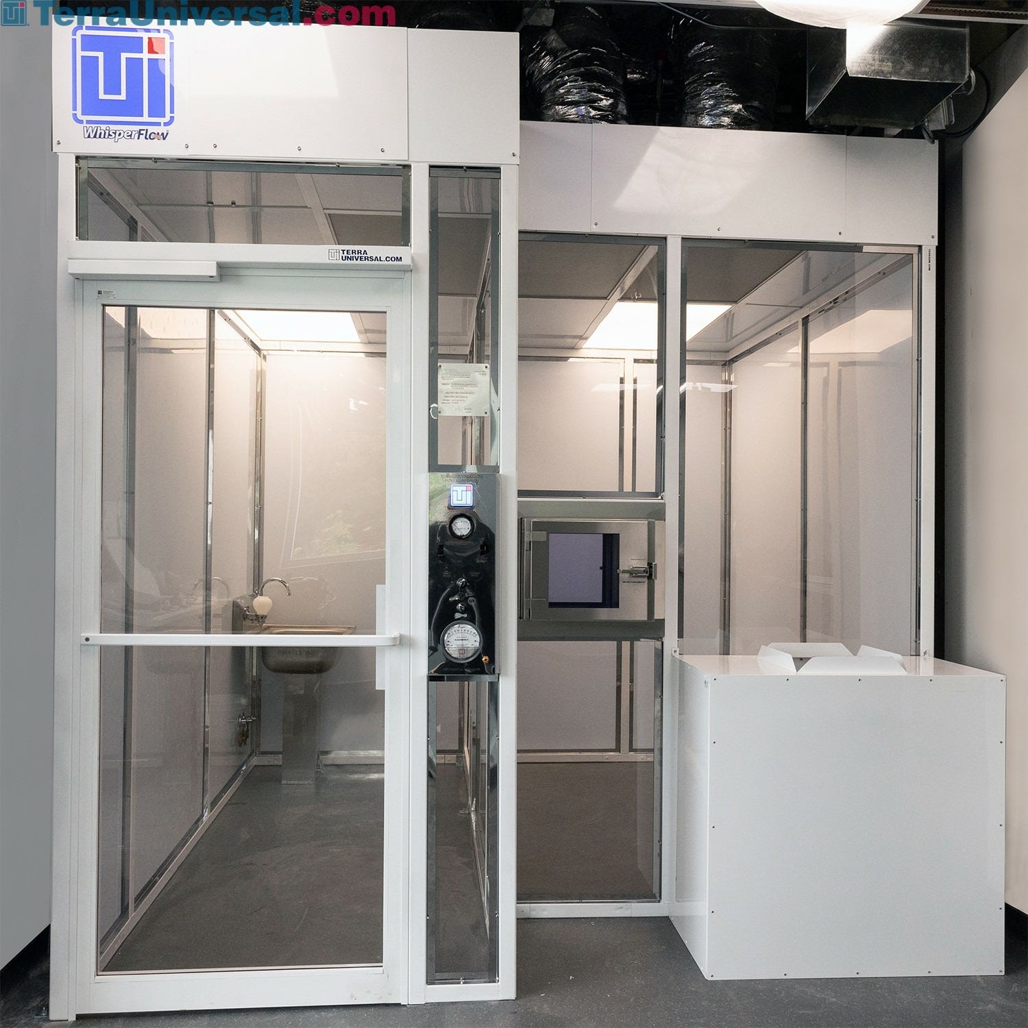 USP Compounding Pharmacy Cleanroom