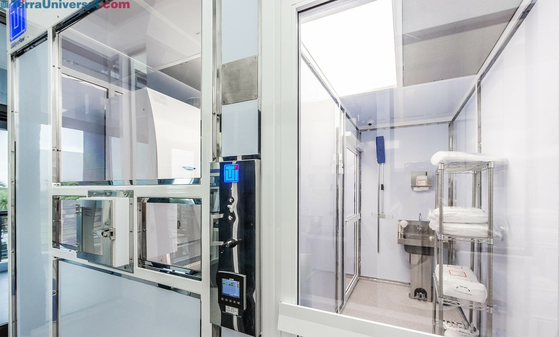 USP Compounding Pharmacy Cleanroom