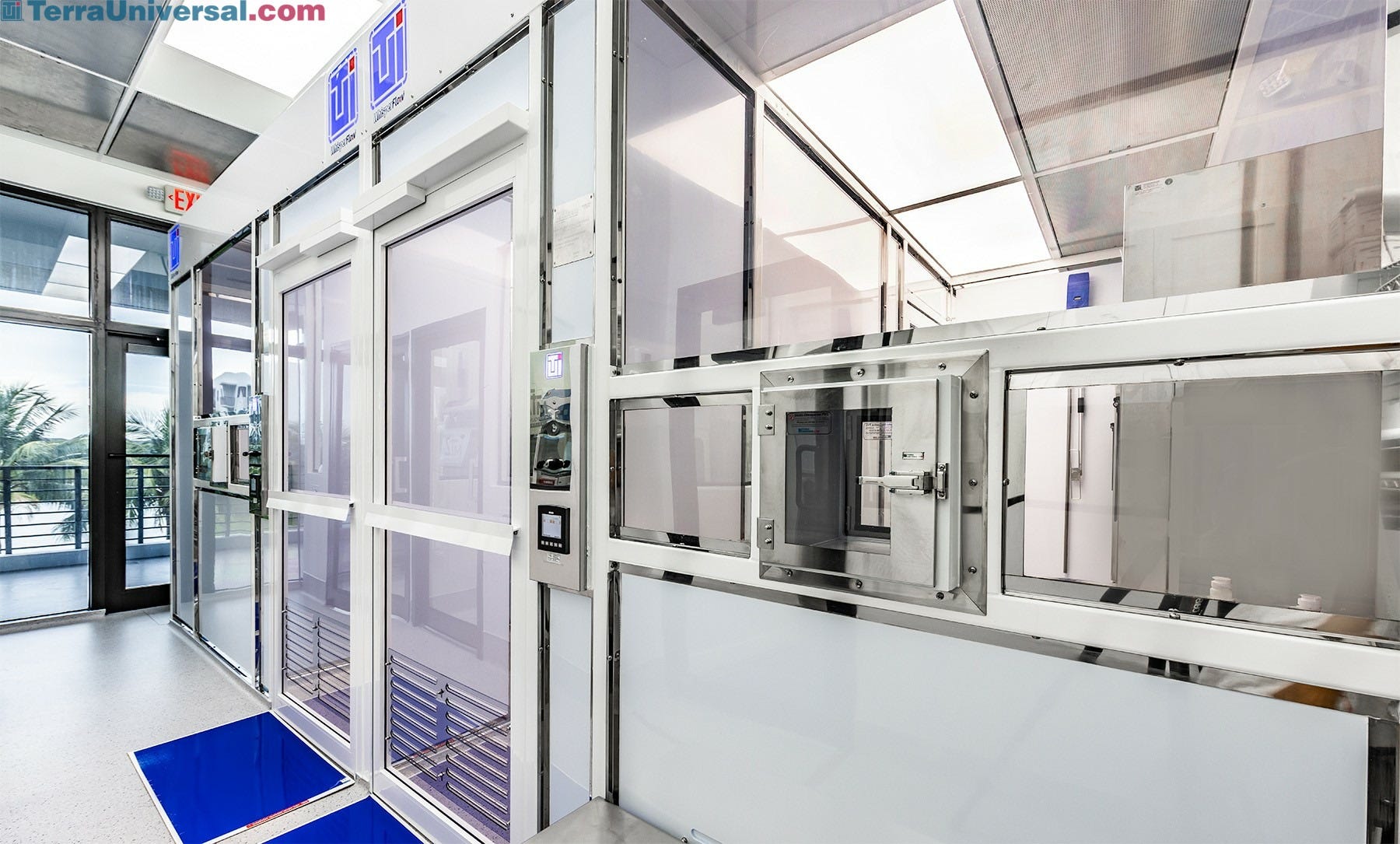 USP Compounding Pharmacy Cleanroom