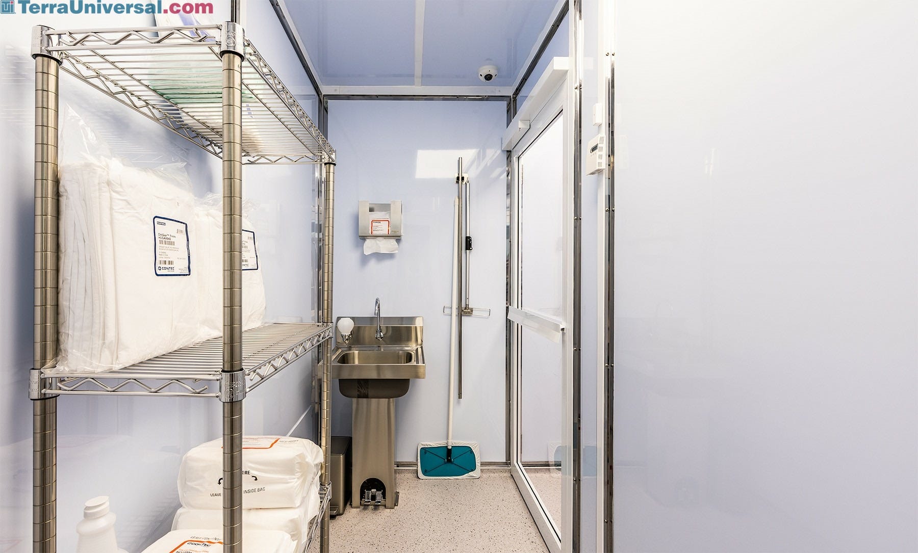 USP Compounding Pharmacy Cleanroom