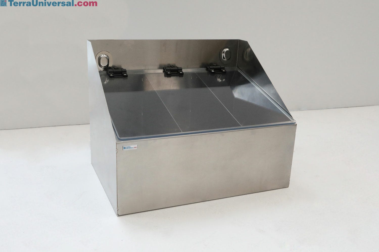 Cleanroom Equipment & Furniture