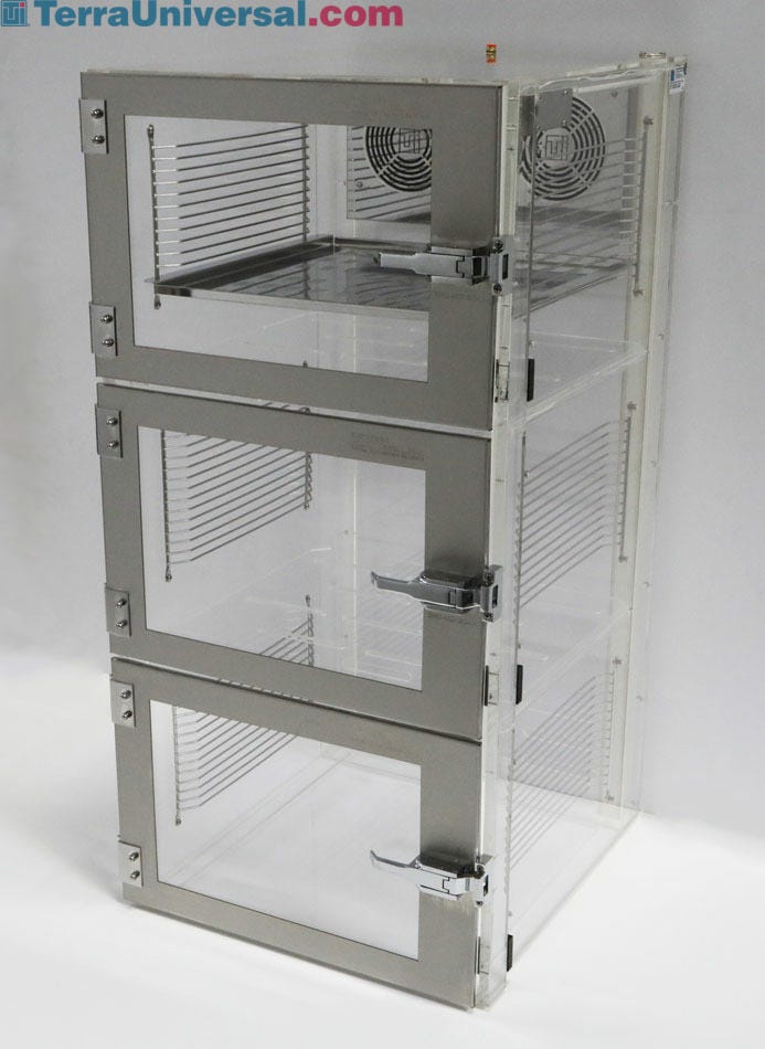 IsoDry® Desiccator Cabinets