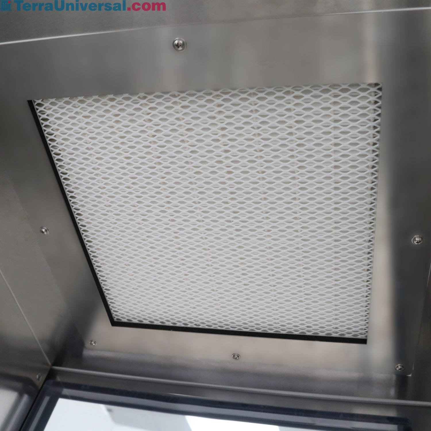 HEPA Filtered Cleanroom Pass-Throughs