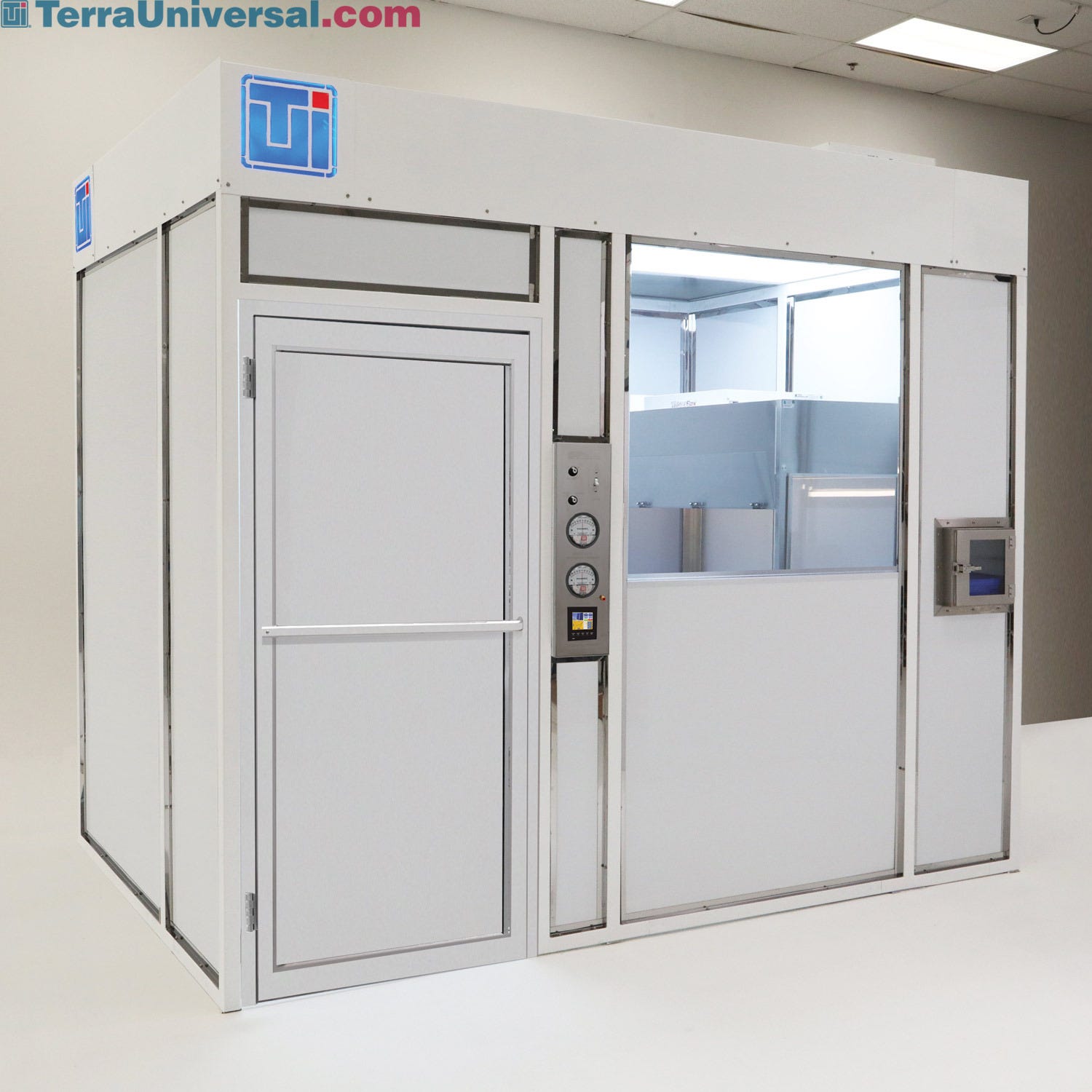 USP Compounding Cleanrooms