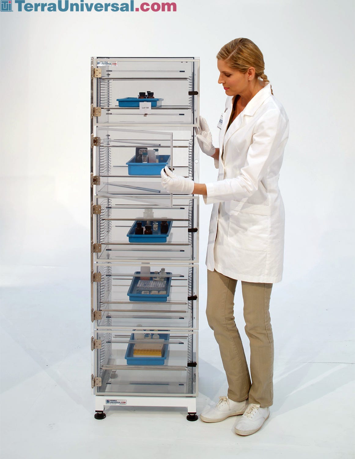 ValuLine ES Plastic Desiccator Cabinets