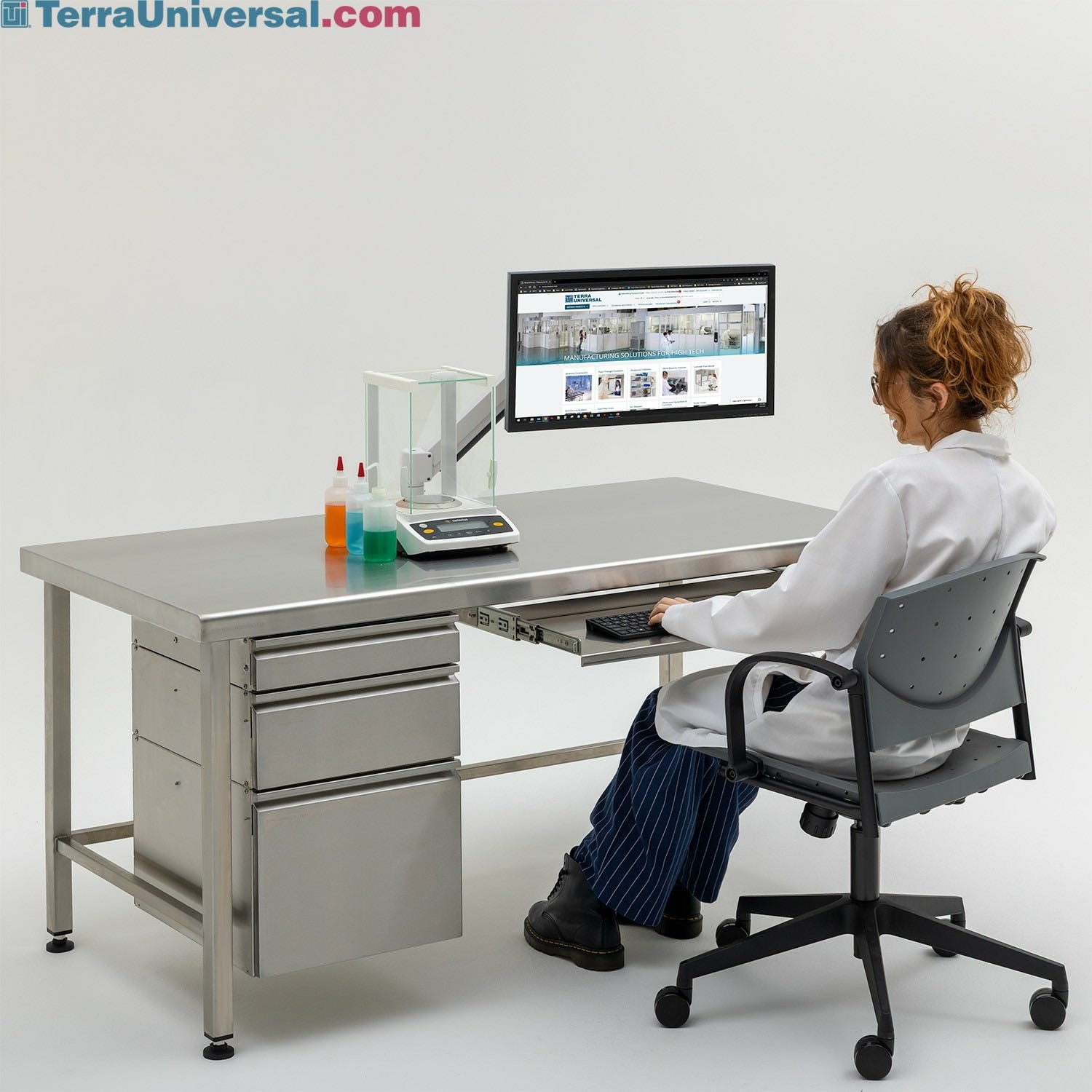 Workstations & Tables