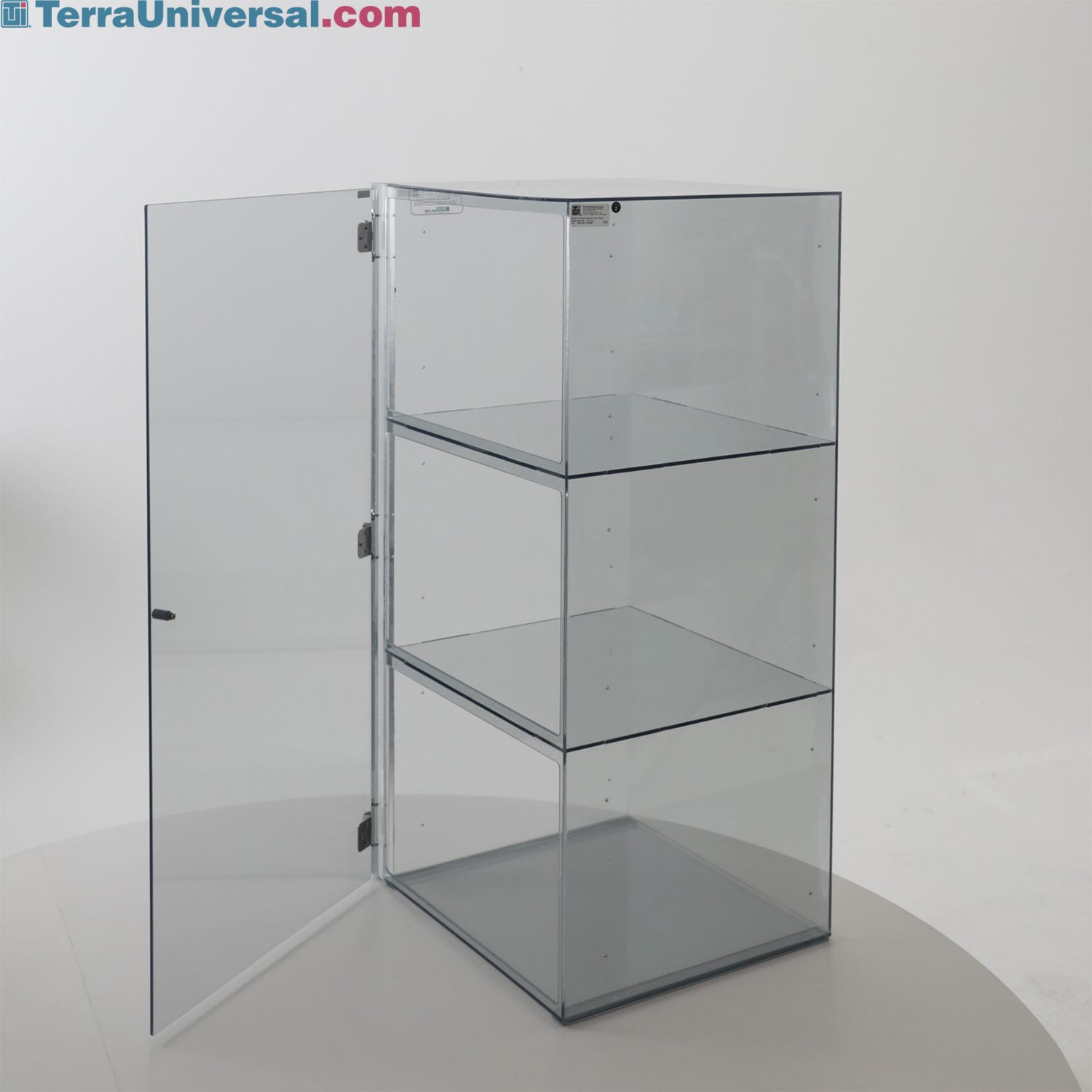 Contamination-Free Plastic Storage Cabinets