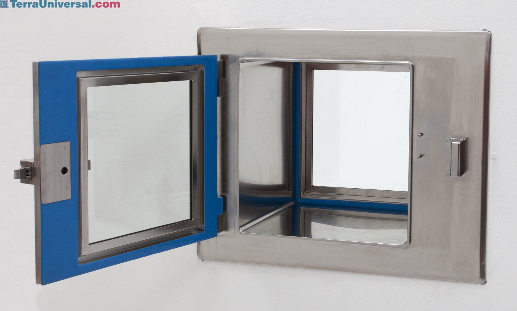 BioSafe® CleanMount® Pass-Through Chambers