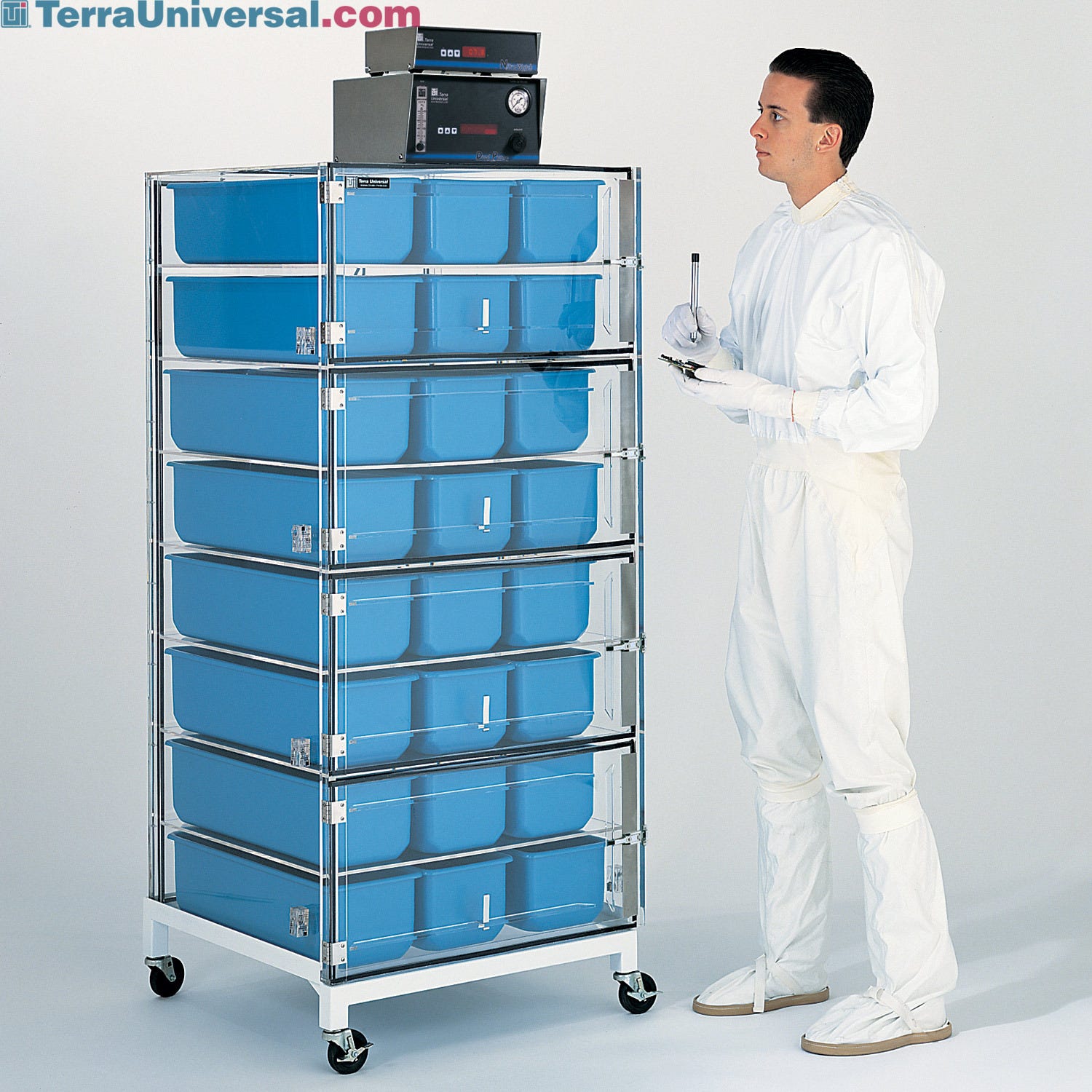 Specialty Desiccator Cabinets