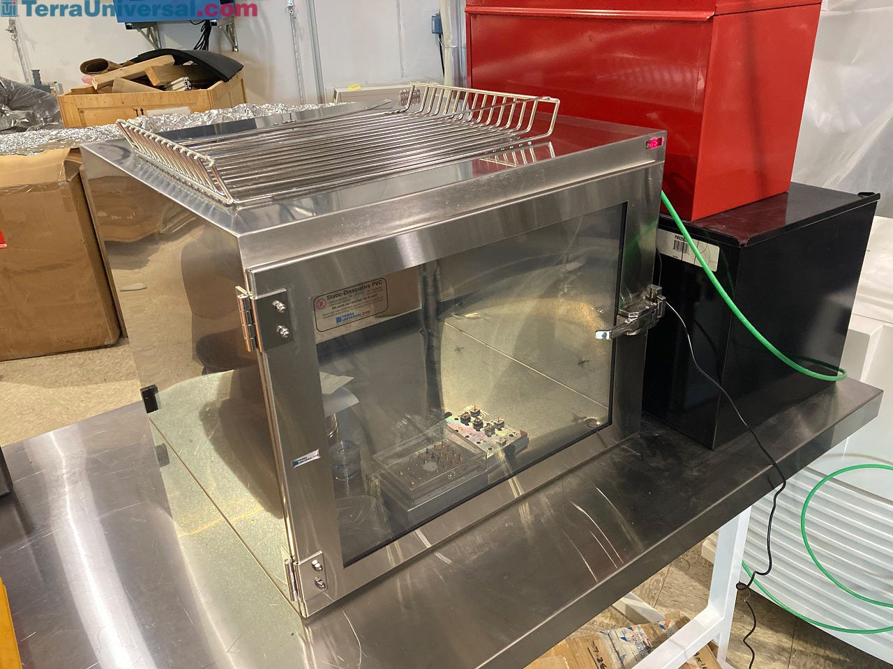 Smart® Desiccator Cabinets