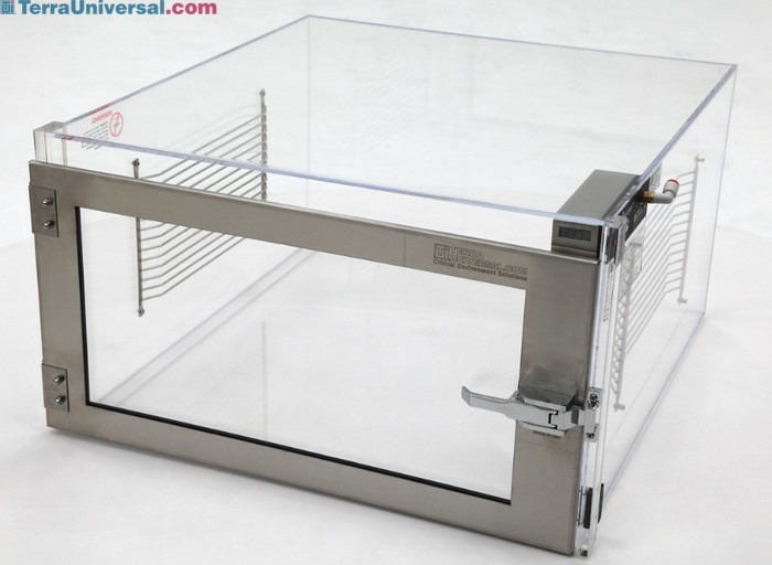 Smart® Desiccator Cabinets