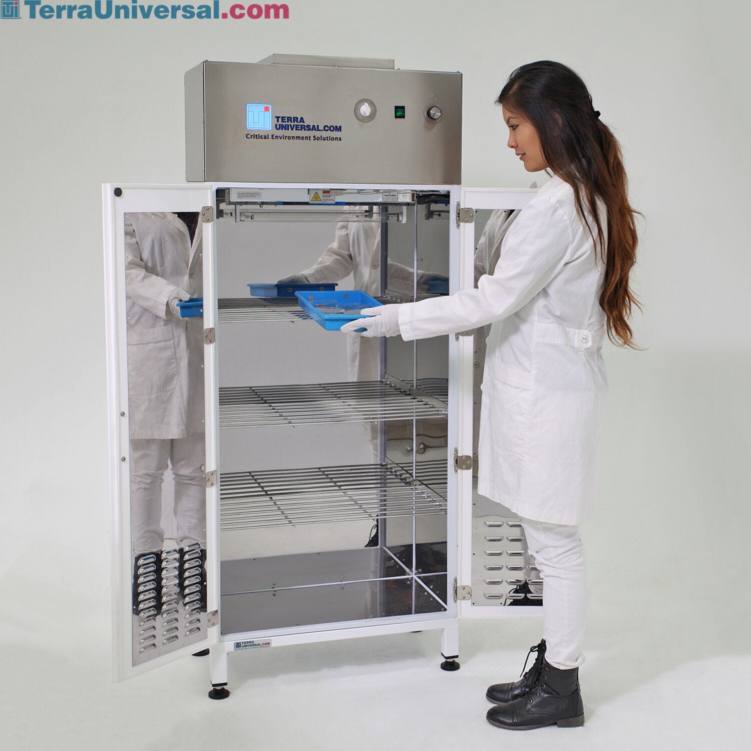 UV Sanitizing Cabinets with HEPA Filtration | Terra Universal